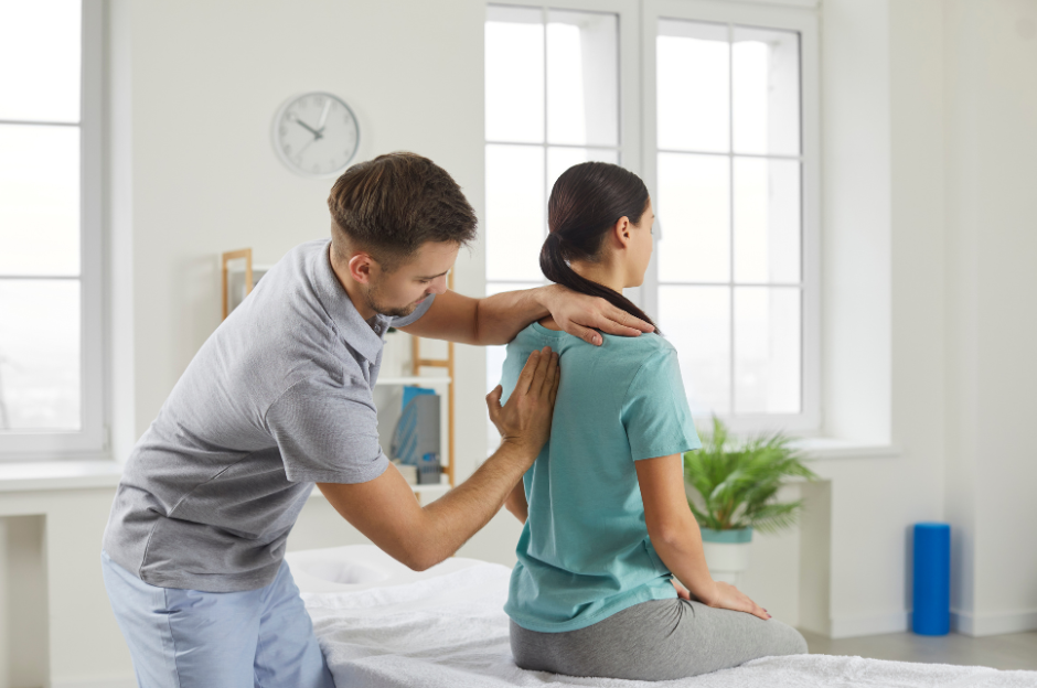 Understanding the Risks and Benefits of Manual Osteopathy
